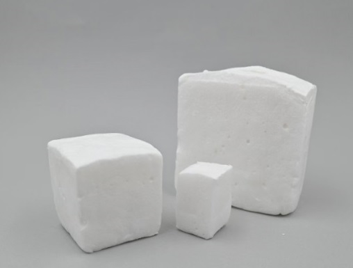 Trung Quốc phát triển bọt biển có khả năng loại bỏ 99,8% hạt vi nhựa ...