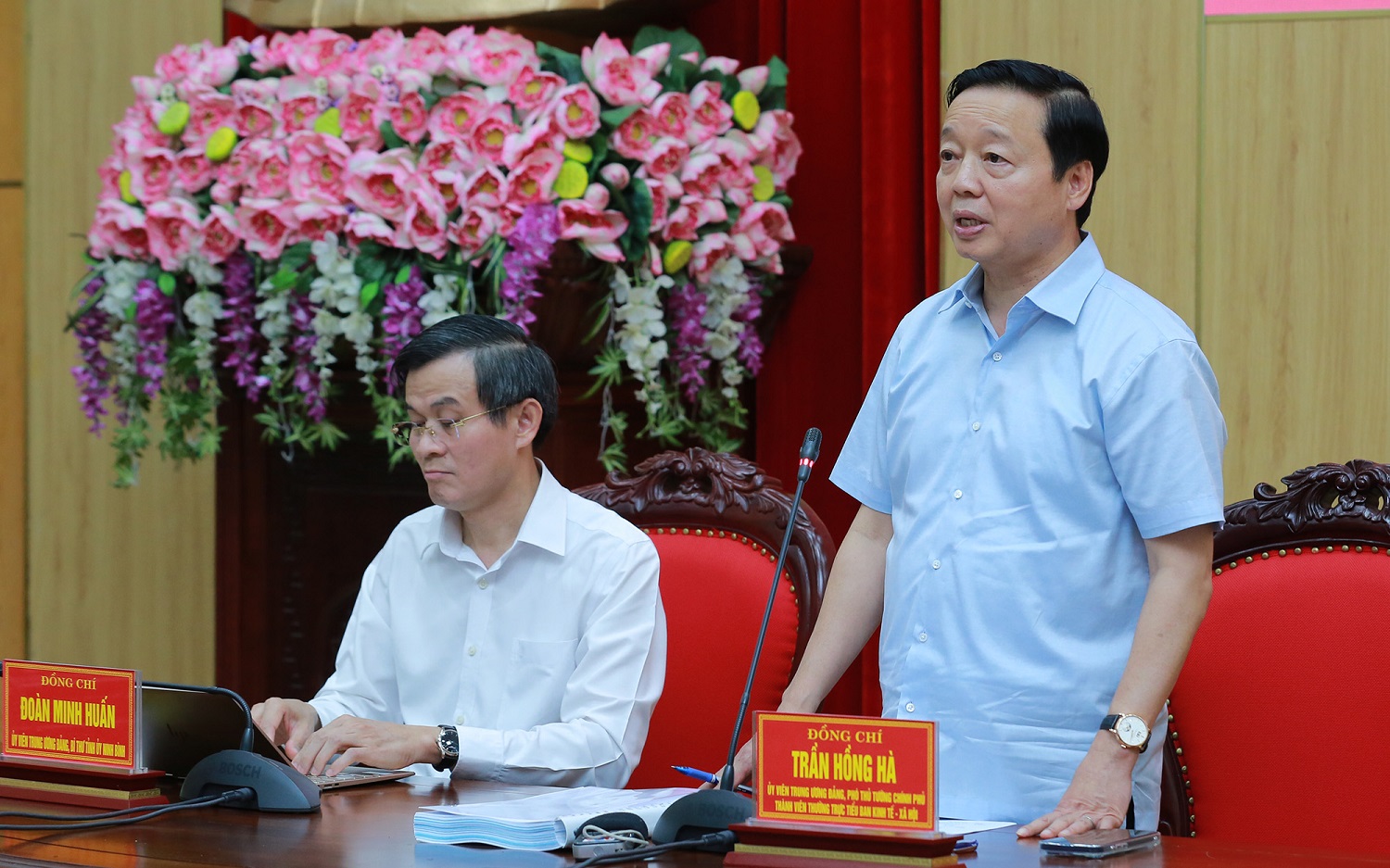 "Đề xuất các hướng đột phá, động lực mới để đất nước tiếp tục đà phát ...