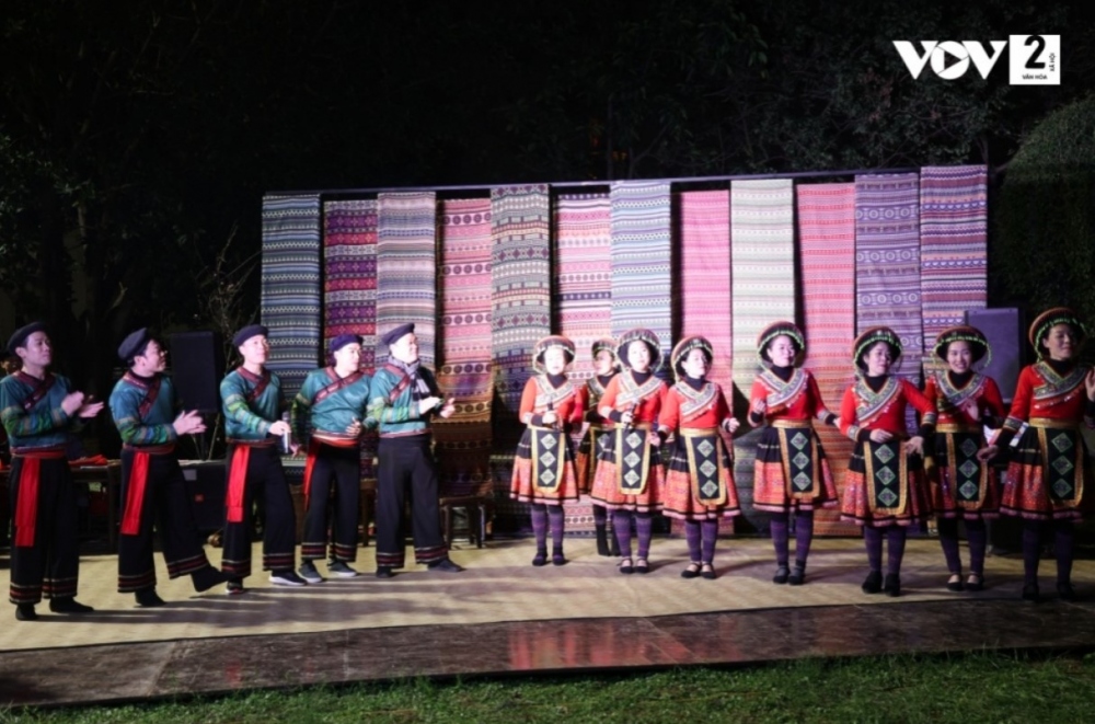 Traditional Tet activities recreated at Thang Long imperial citadel