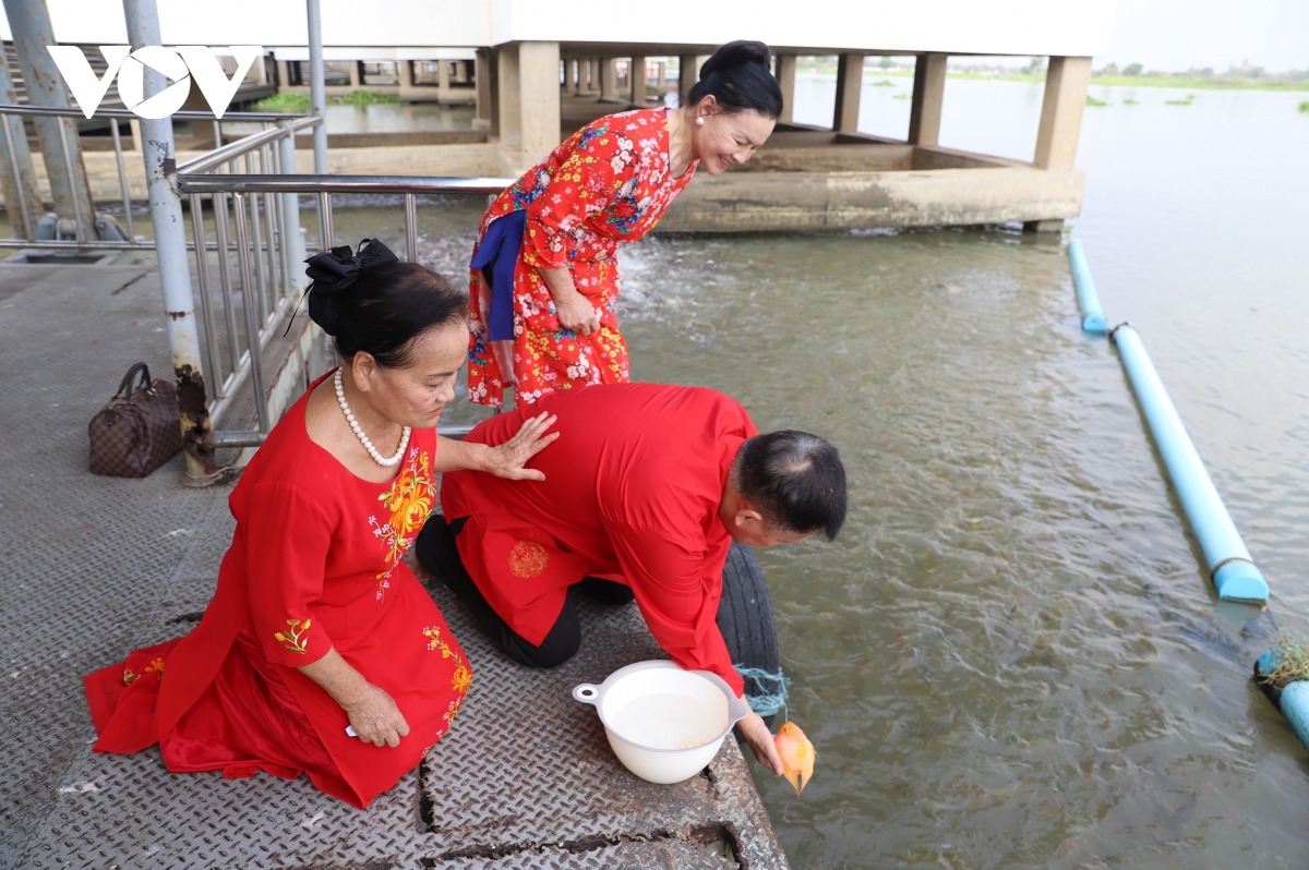 Ấm cúng không khí đón Tết cổ truyền của người Thái gốc Việt tại Pathum ...